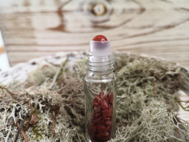 Punane jaspis rullikuga roll-on pudel tšipsidega - Koidukuma maagiamaailm